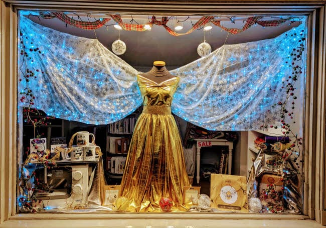'Stitch' wins People's Choice in Window Display Competition ...